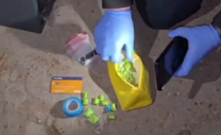 Scene ca în filme la reținerea unor traficanți de droguri
