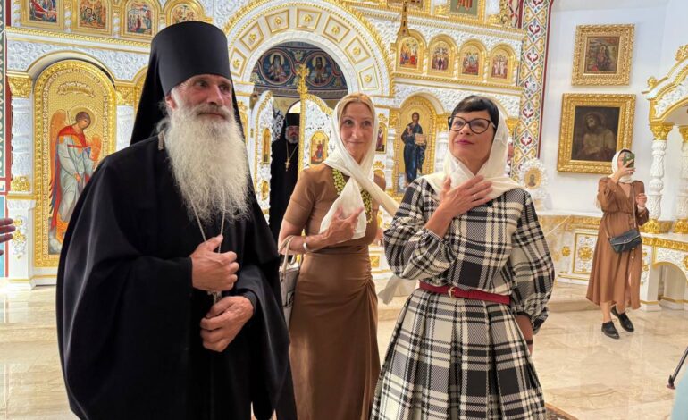 Marta Kos vizită la Mănăstirea Marta și Maria