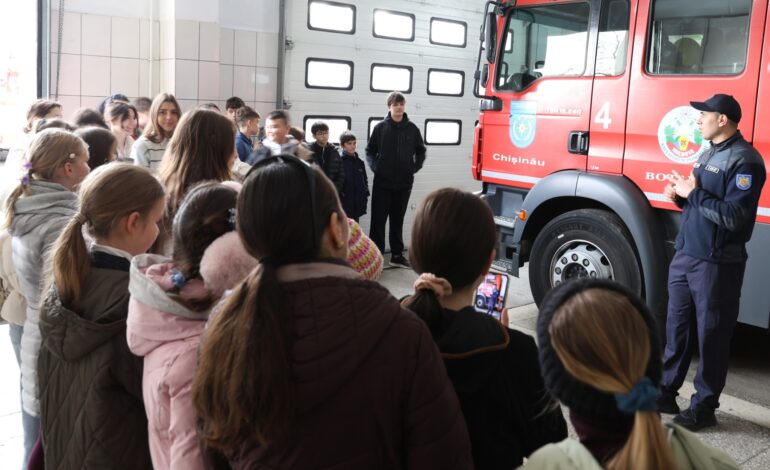 „Tu știi ce face acum copilul tău acasă?” – campanie IGSU